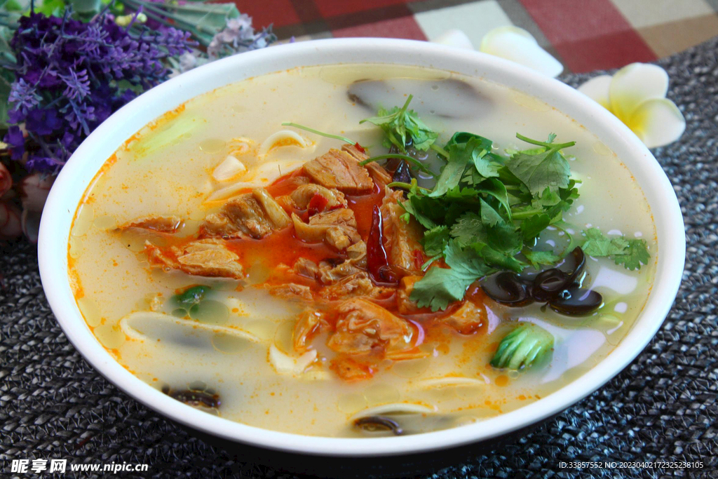 河南烩面 摄影图__传统美食_餐饮美食_摄影图库_昵图网